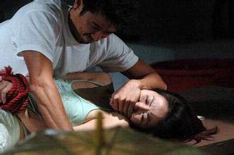 ISTRI LAGI KEPASAR ADIK IPAR DI EMBAT CROT DI DALEM - Bursa Bokep