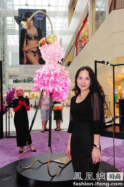 Liza Cheng携手Marie Beltrami诠释法式优雅与性感_凤凰时尚