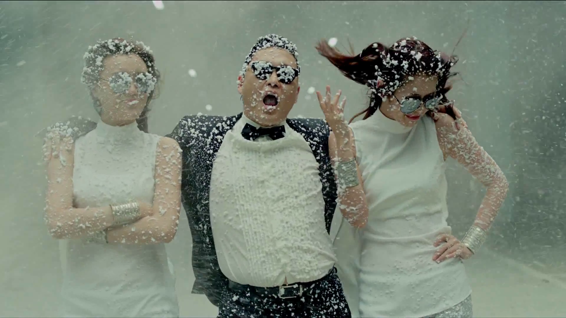 《江南Style》MV点击破2亿 PSY风潮席卷欧美_娱乐频道_凤凰网