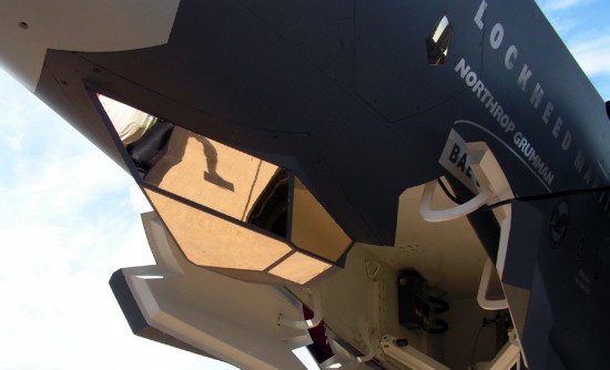 独家：EODAS五大优势使歼20领先一代 F22未装备