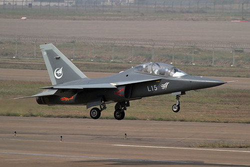 “岷山”没有仿制乌克兰产品 L15将用国产发动机